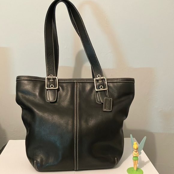 Coach | Bags | Vintage Coach Black Leather Tote Shoulder Bag Style 9572 ...